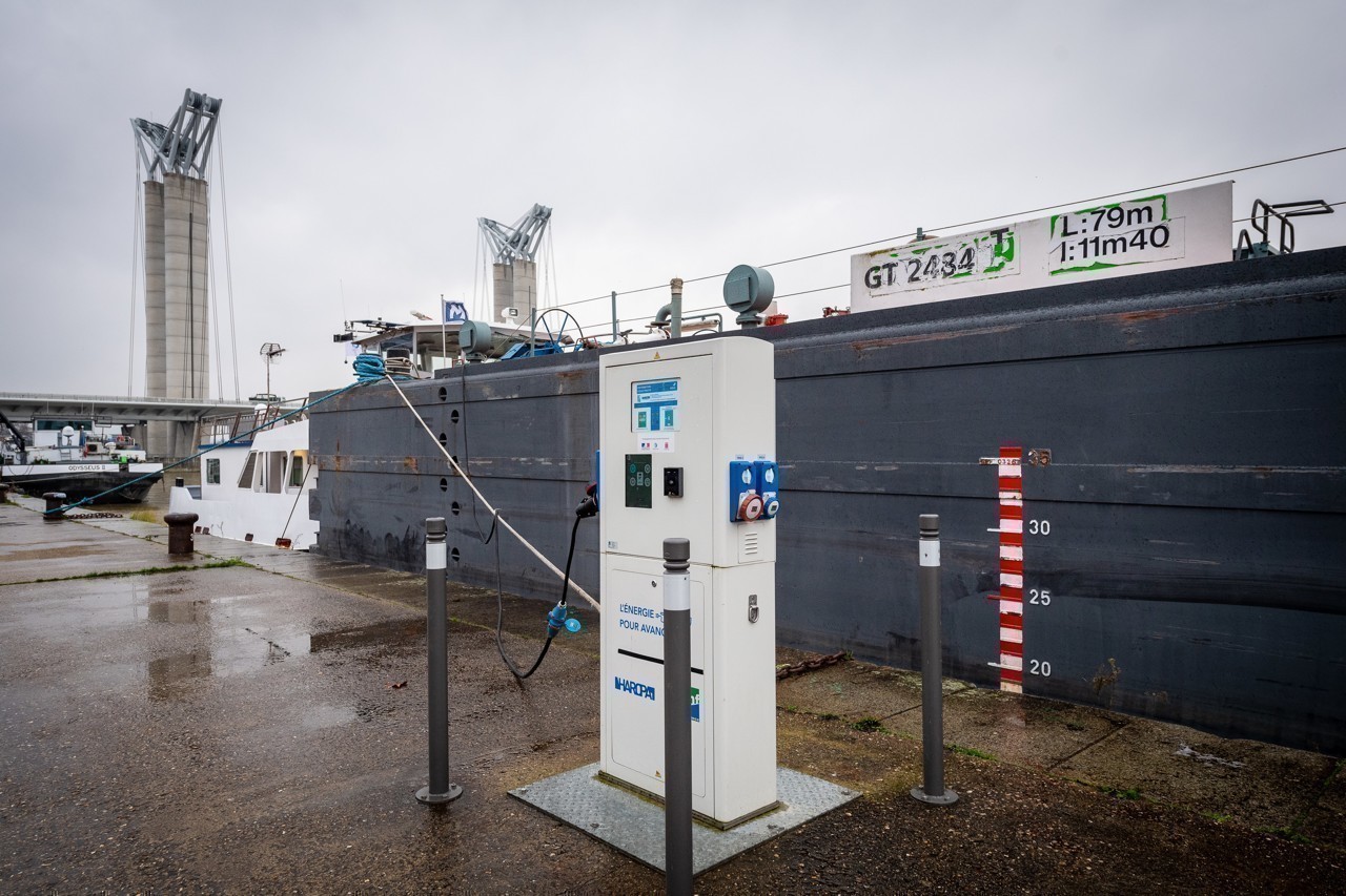 Borne & Eau : pour la définition d'un plan de déploiement adapté aux ...