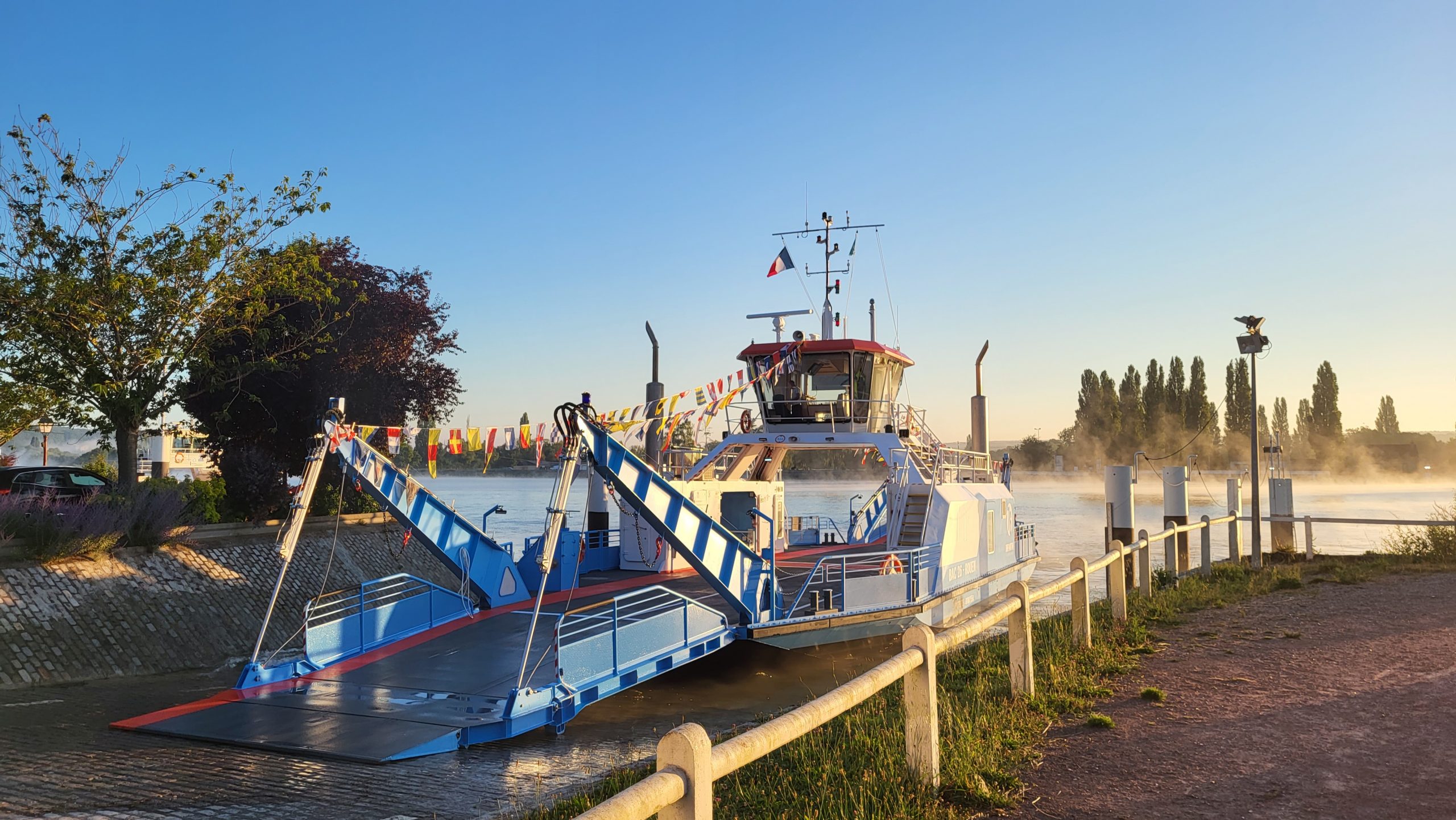 Un nouveau bac fluvial en Seine-Maritime - E2F - Entreprises fluviales ...